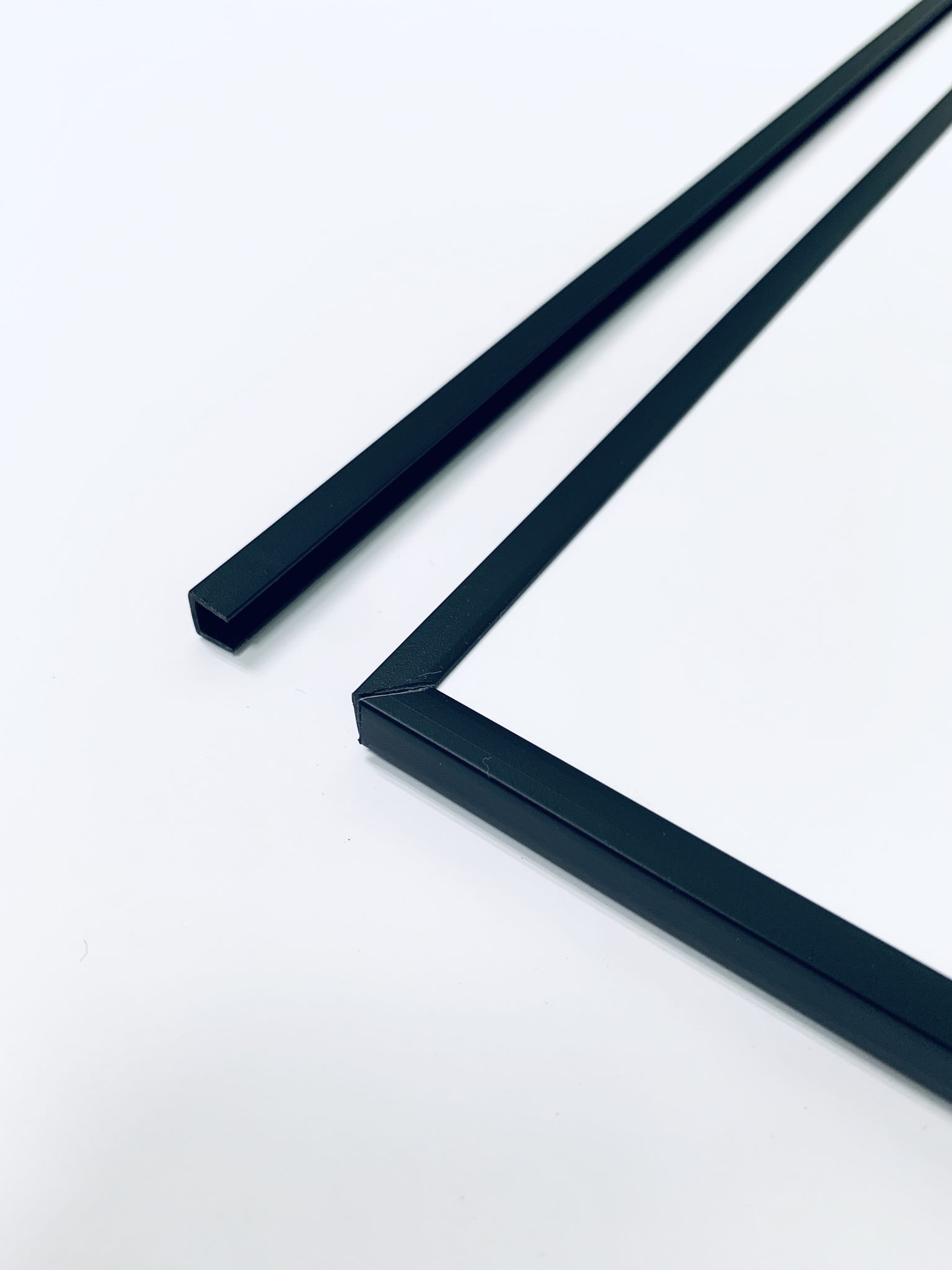 U-Shape Framing (Black) - 2.1m | Botak Sign Pte Ltd